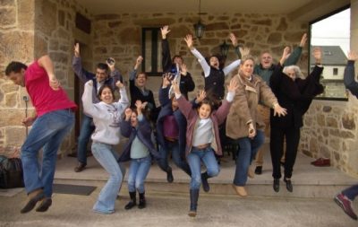 Cada familia feliz tiene su secreto - Tom Hoopes - Instituto Acton